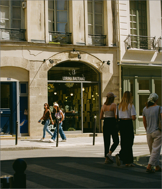 LORINA BALTEANU PARIS